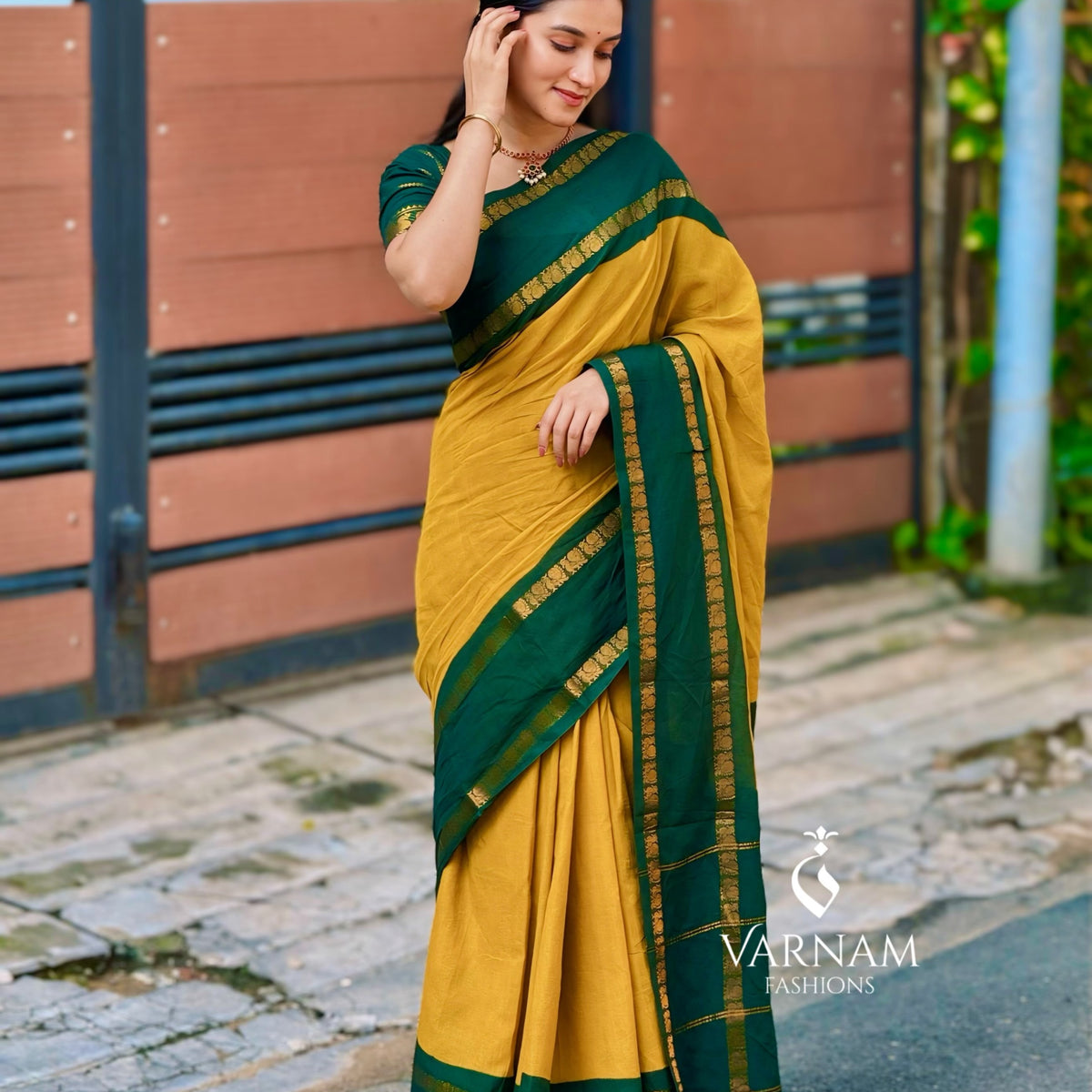 Mustard With Green Rettapetta Peacock Border Sungudi Cotton Saree ...